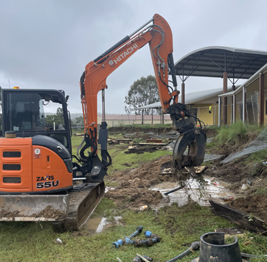 Earthmoving Contractors, Excavation & Haulage Services Company